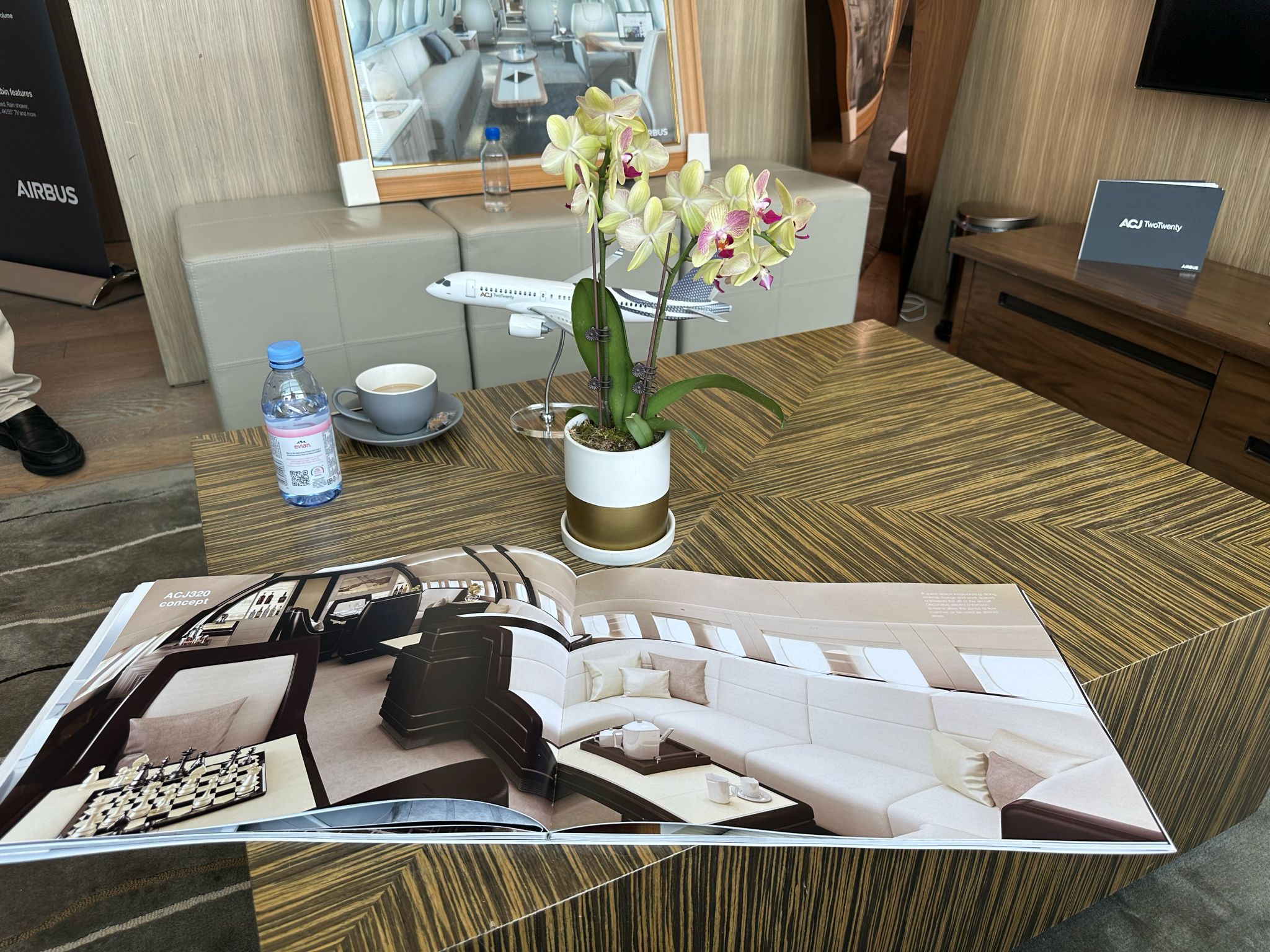 PBEC’s Isola Capital CEO Anthony Chan & Denise Man visit the A220 VIP ...